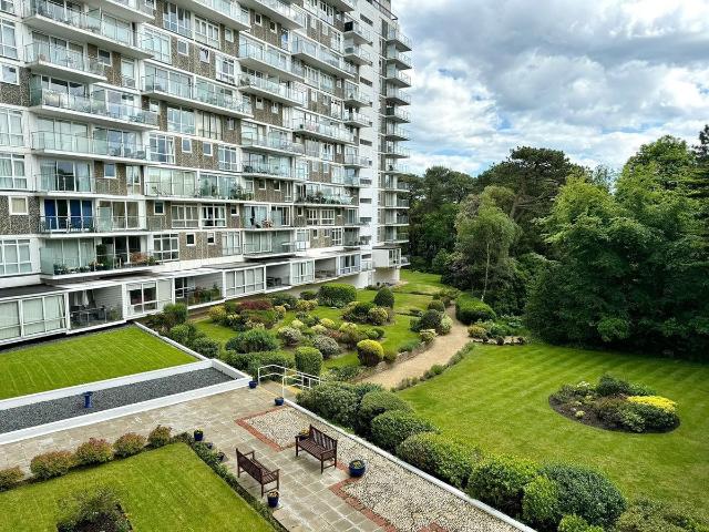 West Cliff Road, Bournemouth BH2, 3 bed flat to rent, £1,800 pcm | PrimeLocation