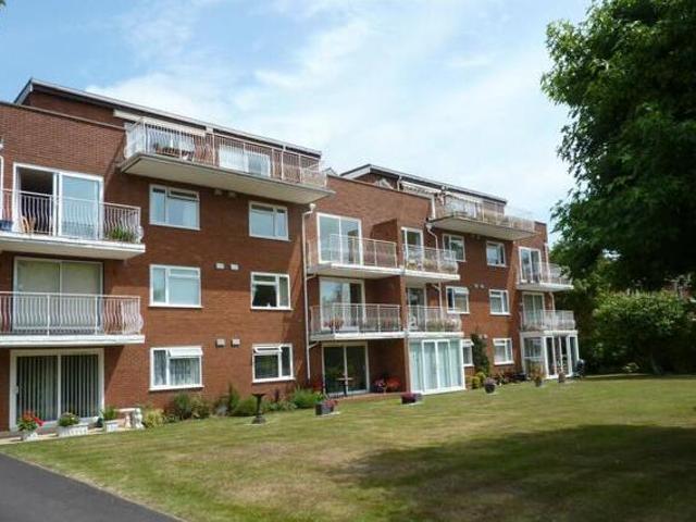 West Cliff Road, West Cliff, 2 Bedroom Apartment