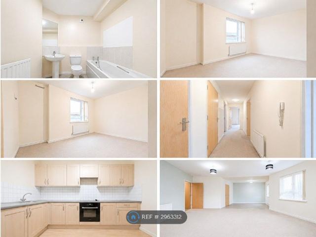 West Cotton Close, Northampton NN4, 2 bed flat to rent, £1,100 pcm | PrimeLocation