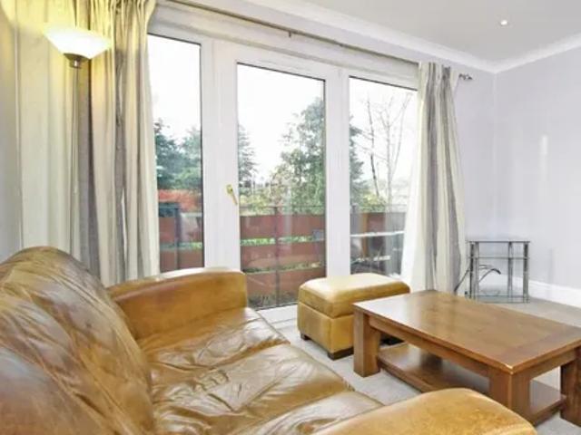 West Craigs Crescent, City of Edinburgh, EH12 8NA, United Kingdom | 2 bed apartment for rent #167381969 | Rentberry