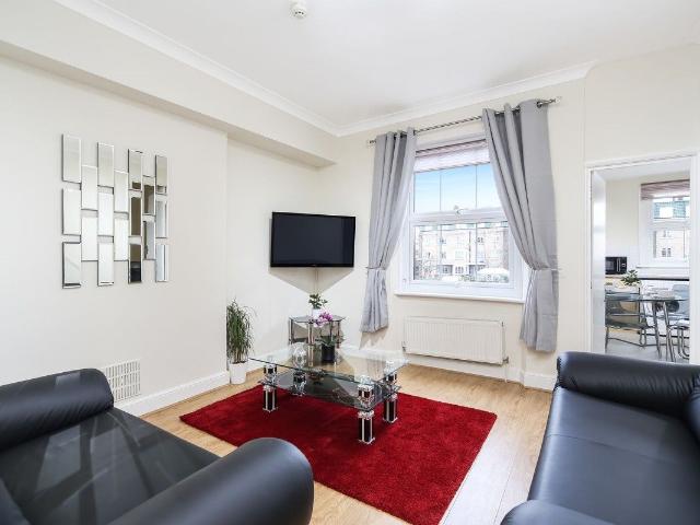 West Cromwell Road, London SW5, 2 bed flat to rent, £2,622 pcm | PrimeLocation
