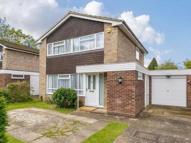 West Drayton, Middlesex, 3 Bedroom Detached