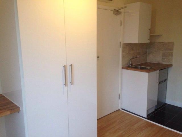 West Drayton UB7, Room to rent, £800 pcm | PrimeLocation