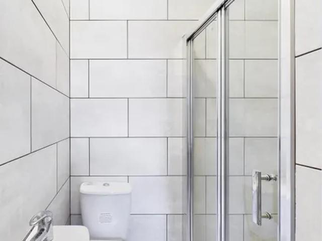 West Ealing Newsagency, 3 The Avenue, London, W13 8JP, United Kingdom | 1 bed apartment for rent #159496134 | Rentberry