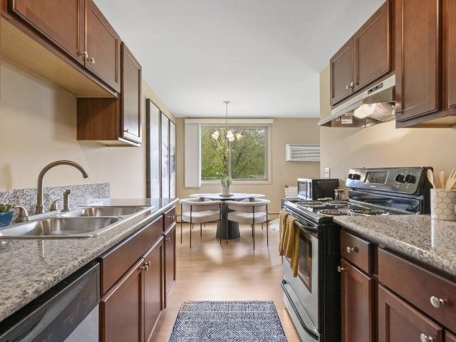 West End Apartments 2 Bedroom Apartment for Rent at 241 Yosemite Cir N, Golden Valley, MN 55422