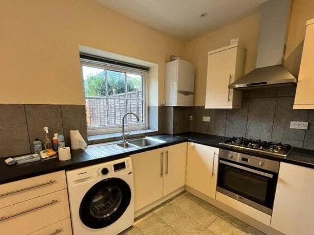 West End, Bristol, 2 Bedroom Semi detached