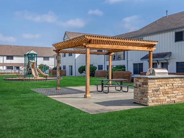 West End Crossing Apartments 1 Bedroom Apartment for Rent at 6550 Phelan Blvd, Beaumont, TX 77706