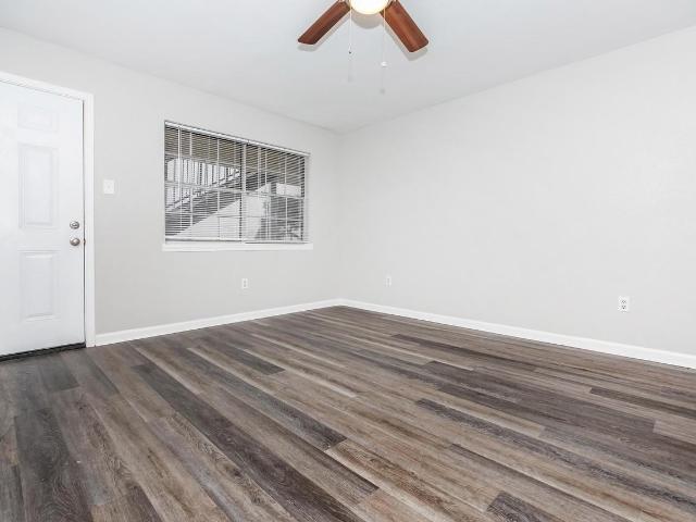 West End Crossing Apartments 2 Bedroom Apartment for Rent at 6550 Phelan Blvd, Beaumont, TX 77706