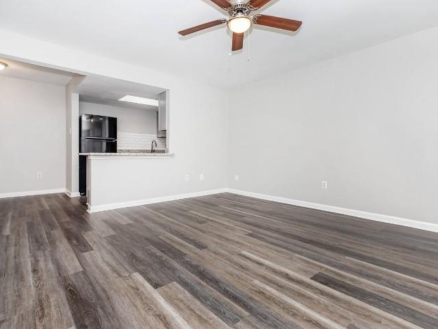 West End Crossing Apartments 2 Bedroom Apartment for Rent at 6550 Phelan Blvd, Beaumont, TX 77706