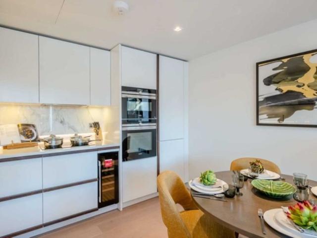West End Gate, Paddington W2, 2 bed flat to rent, £6,448 pcm | PrimeLocation