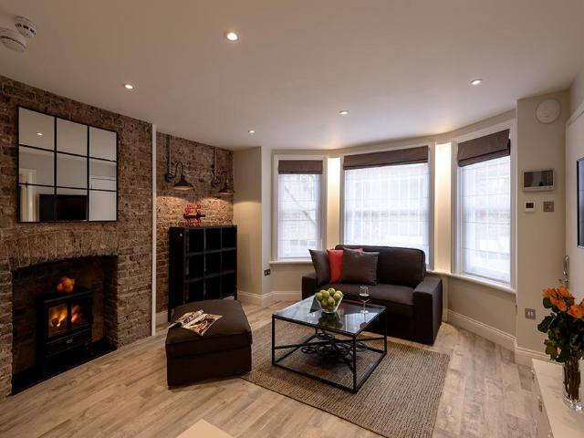 West End Lane, London NW6 1 bed flat to rent £2,795 pcm £645 pw