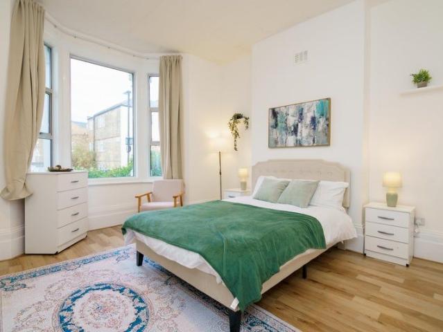 West End Lane, London NW6, 2 bed shared accommodation to rent, £800 pcm | PrimeLocation