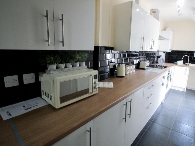 West End Lane, Rossington DN11, Room to rent, £563 pcm | PrimeLocation