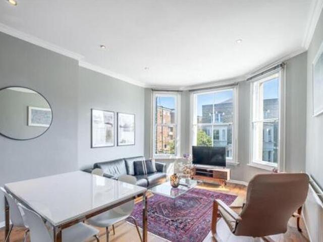 West End Lane, West Hampstead, 2 Bedroom Flat