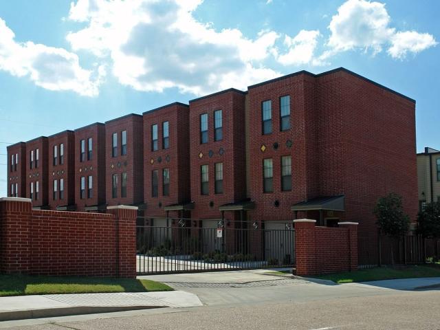 West End Lofts 2 Bedroom Apartment for Rent at 109 N 3rd St, Fort Smith, AR 72901 Downtown Fort Smith