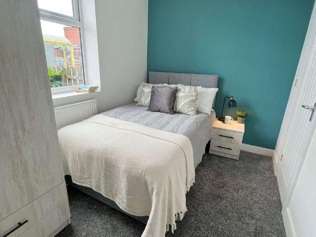 West End Road Room 1