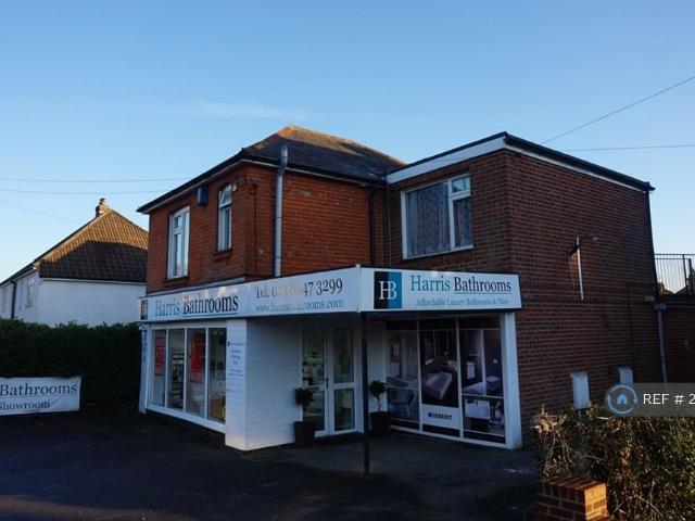 West End Road, Southampton, SO18 2 bed flat to rent £1,000 pcm £231 pw