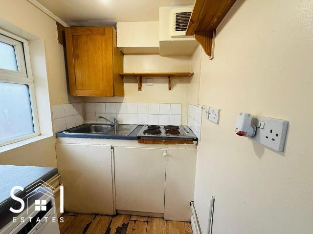 West End Road, Southall UB1, Studio to rent, £995 pcm | PrimeLocation