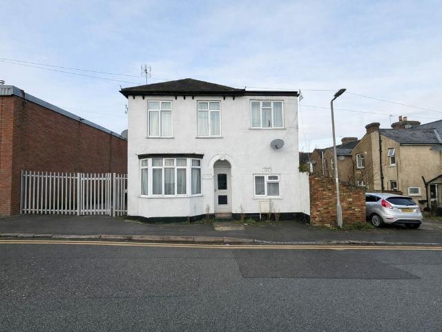 West End Street, High Wycombe HP11, Room to rent, £650 pcm | PrimeLocation