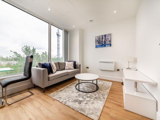 West Gate, Ealing W5, Studio to rent, £1,500 pcm | PrimeLocation