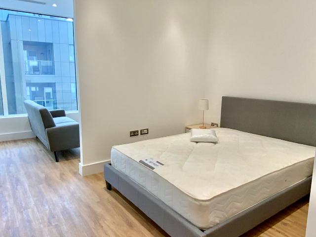 West Gate, Ealing W5, Studio to rent, £1,530 pcm | PrimeLocation