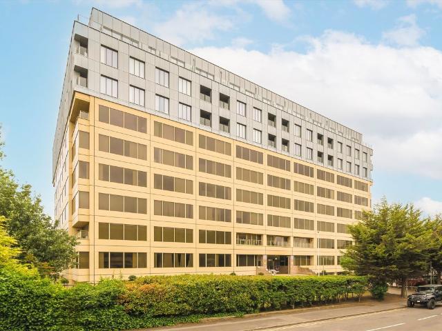 West Gate, Hanger Lane W5, 1 bed flat to rent, £1,700 pcm | PrimeLocation