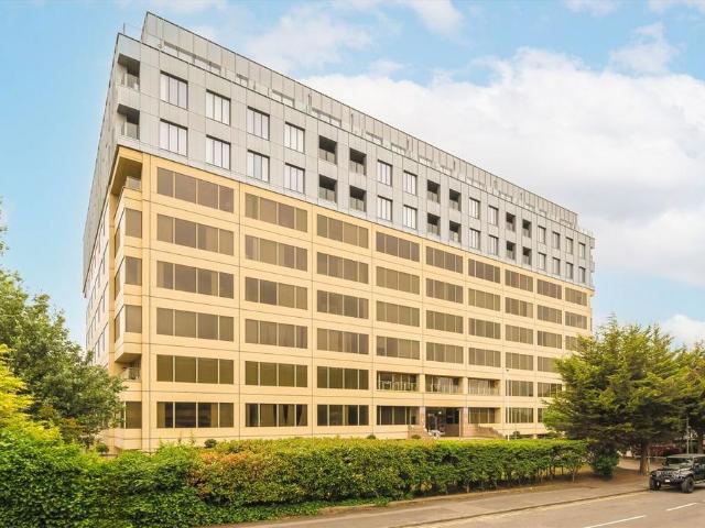 West Gate, London W5 1 bed flat to rent £1,700 pcm £392 pw