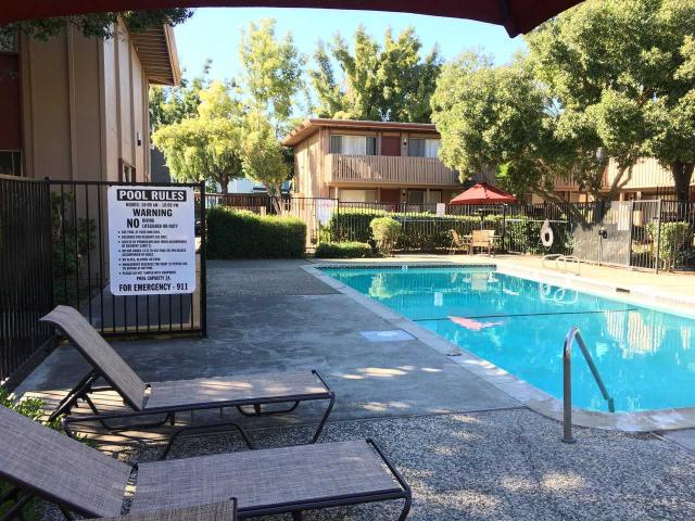 West Glen Apartments 1 Bedroom Apartment for Rent at 2265 South Bascom Avenue, Campbell, CA 95008 Union