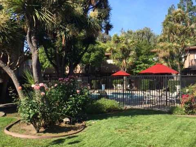 West Glen Apartments 1 Bedroom Apartment for Rent at 2265 South Bascom Avenue, Campbell, CA 95008 Union