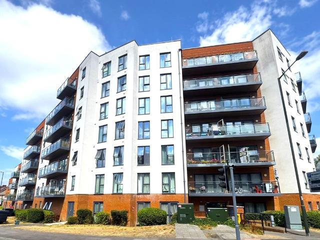 West Green Drive, Crawley RH11, 1 bed flat to rent, £1,300 pcm | PrimeLocation