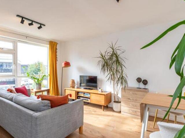West Green Road, 2 Bedroom Flat