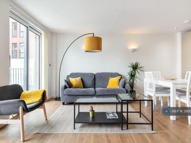 West Green Road, London, N15 2 bed flat to rent £2,300 pcm £531 pw