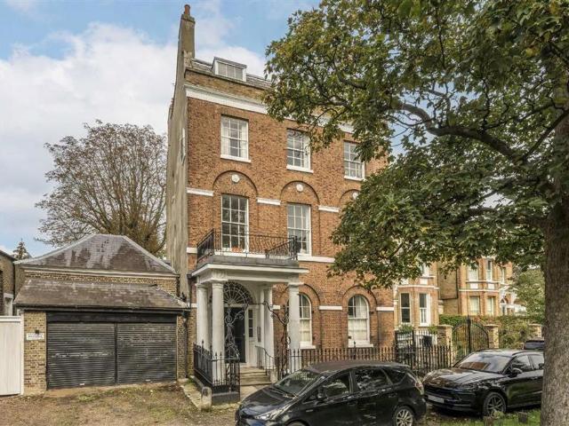 West Grove, London SE10 2 bed flat to rent £2,200 pcm £508 pw
