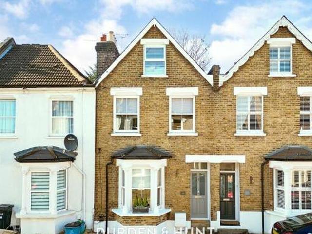 West Grove, Woodford Green, 3 Bedroom Terraced