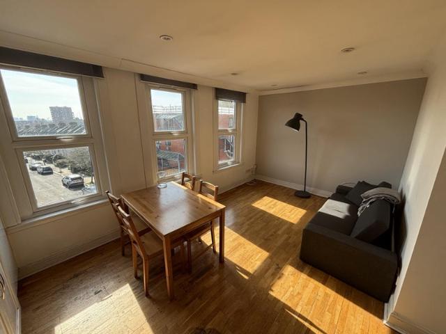 West Hampstead One Bedroom Natural Light