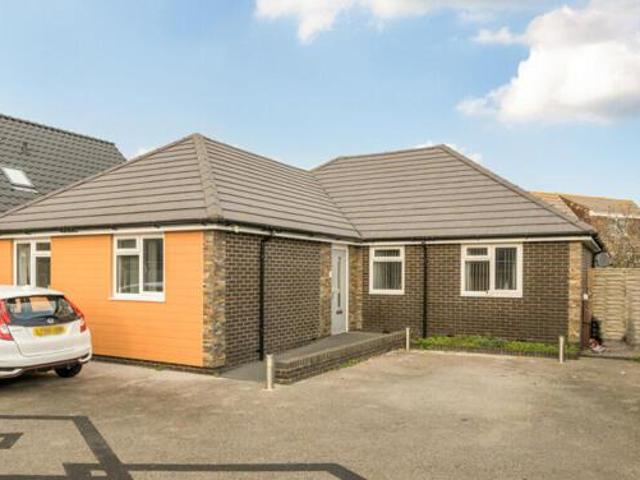 West Haye Road, Hayling Island, 3 Bedroom Bungalow