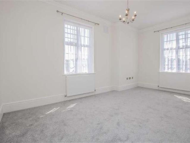 West Heath Court, North End Road, Hampstead Garden Suburb, NW11