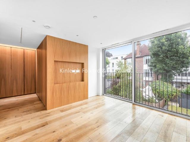 West Heath Road, Hampstead, London, NW3