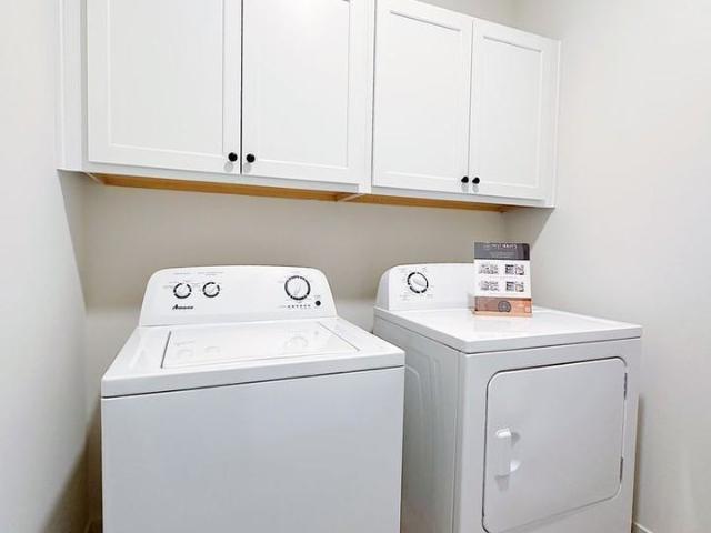 West Heights BLGD 3 3 Bedroom Apartment for Rent at 323 Columbia St, Lafayette, IN 47901 Downtown Lafayette