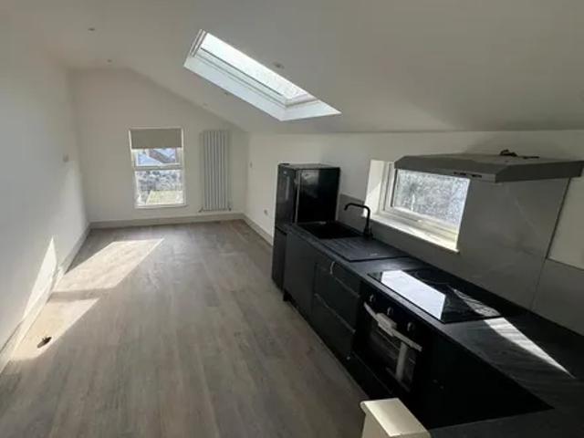 West Hendon Broadway, Station Road, The Hyde, London, NW4 4FA, United Kingdom | 2 bed apartment for rent #138989974 | Rentberry