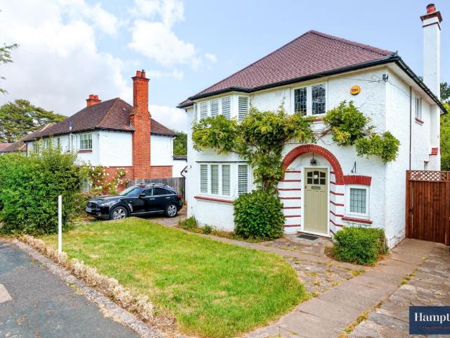 West Hill Avenue, Epsom KT19, 4 bed detached house to rent, £4,250 pcm | PrimeLocation