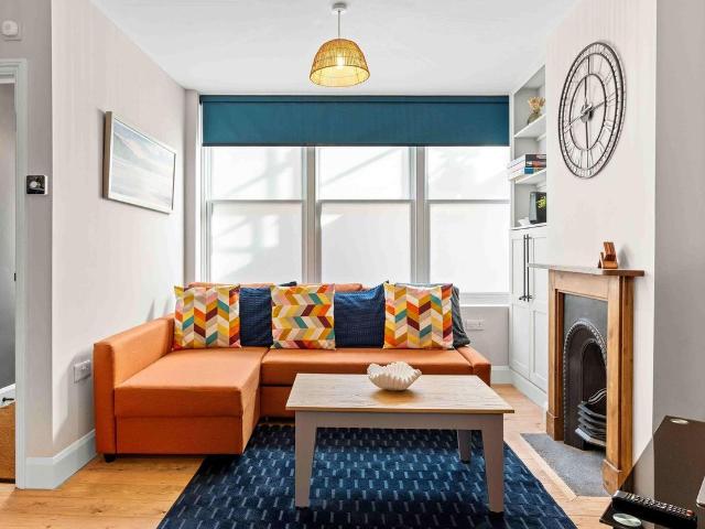 West Hill BN1, 2 bed flat to rent, £3,006 pcm | PrimeLocation