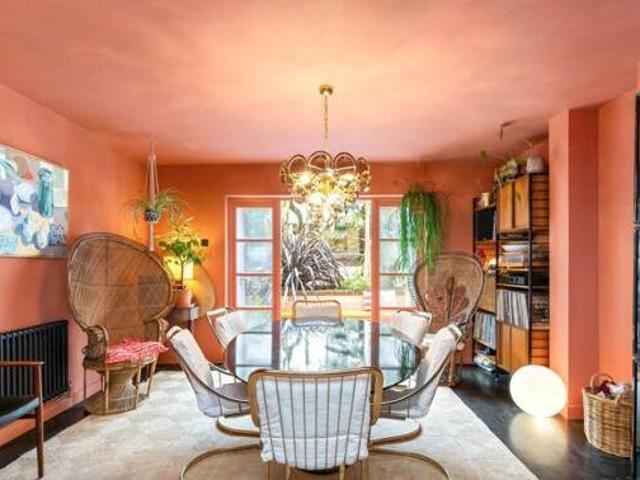 West Hill Road, Mill Row, Brighton, 4 Bedroom Terraced