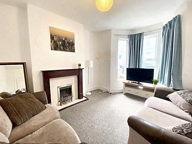 West Hill Road, Plymouth PL4, 3 bed property to rent, £667 pcm | PrimeLocation