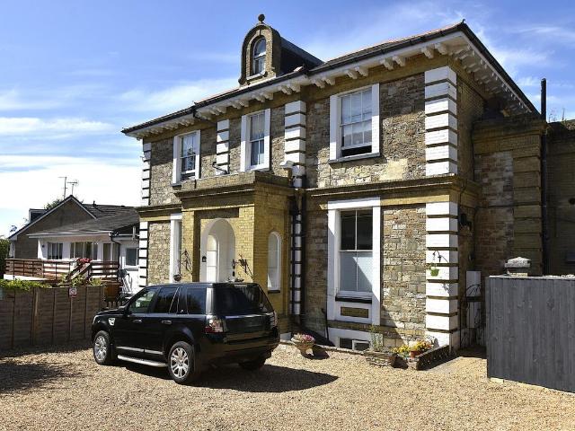 West Hill Road, Ryde PO33, 1 bed flat to rent, £725 pcm | PrimeLocation