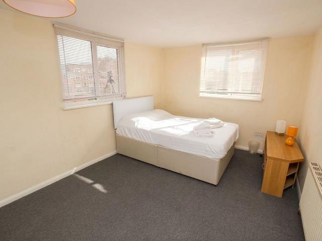 West Hill RG1, Room to rent, £640 pcm | PrimeLocation