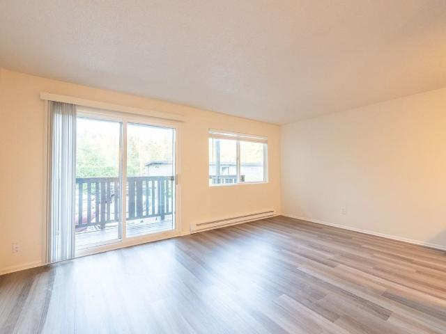 West Hills Terrace 1 Bedroom Apartment for Rent at 6225 Sw Burlingame Ave, Portland, OR 97239 Hillsdale