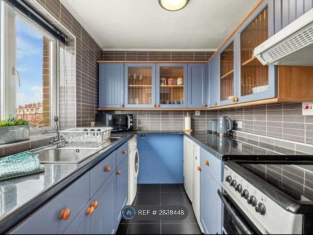 West Jesmond Avenue, Newcastle Upon Tyne NE2, 2 bed flat to rent, £1,300 pcm | PrimeLocation