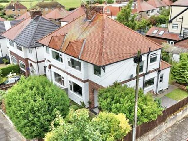 West Kirby, Jubilee Drive, Wirral, 3 Bedroom Semi detached
