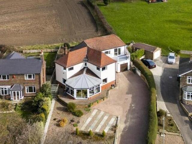 West Lane, Sharlston Common, 4 Bedroom Detached